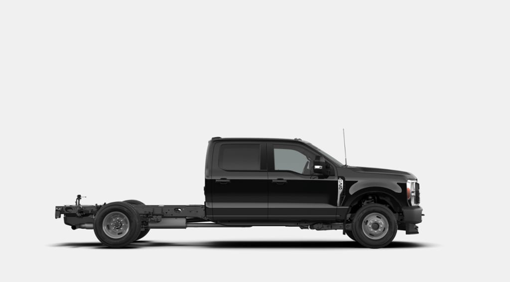 Custom Ford CHASSIS CAB | Build and price Ford Commercial Vehicles